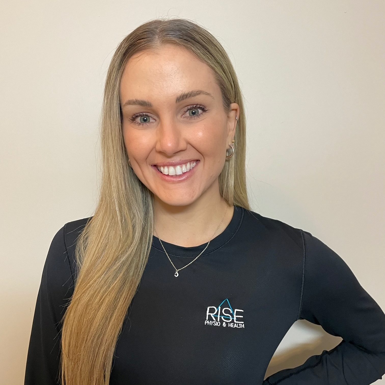 Meet the staff – 3143 0772